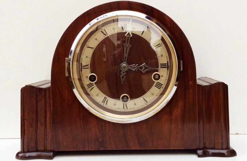 Guide to Get the Best Art Deco Clock for Your Space 2018